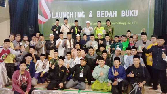 Reuni Hamida, Luncurkan Buku Karya Fauz Noor – Radartasik.id