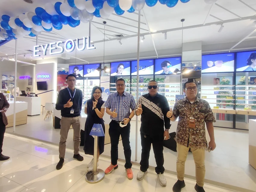 Eye Soul, Kacamata Stylish dan Berkualitas – Radartasik.id