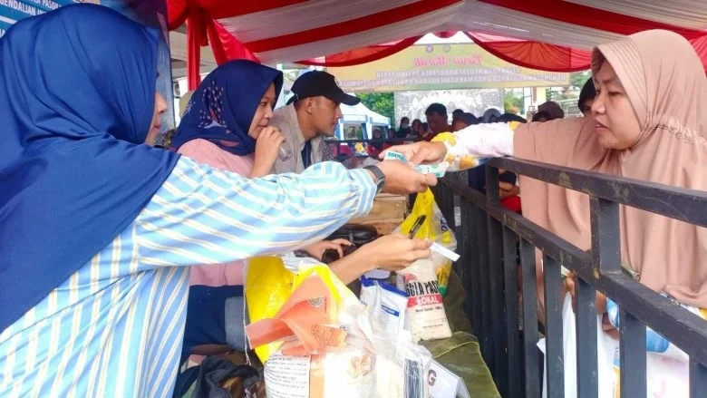 Jelang Ramadan Harga Sembako Naik, Pasar Murah Diburu Warga – Radartasik.id