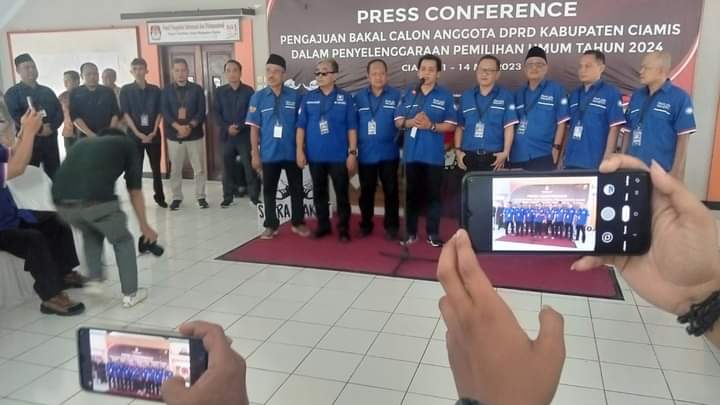 Ngabring! PAN Ciamis Daftarkan 50 Balaceg ke KPU – Radartasik.id
