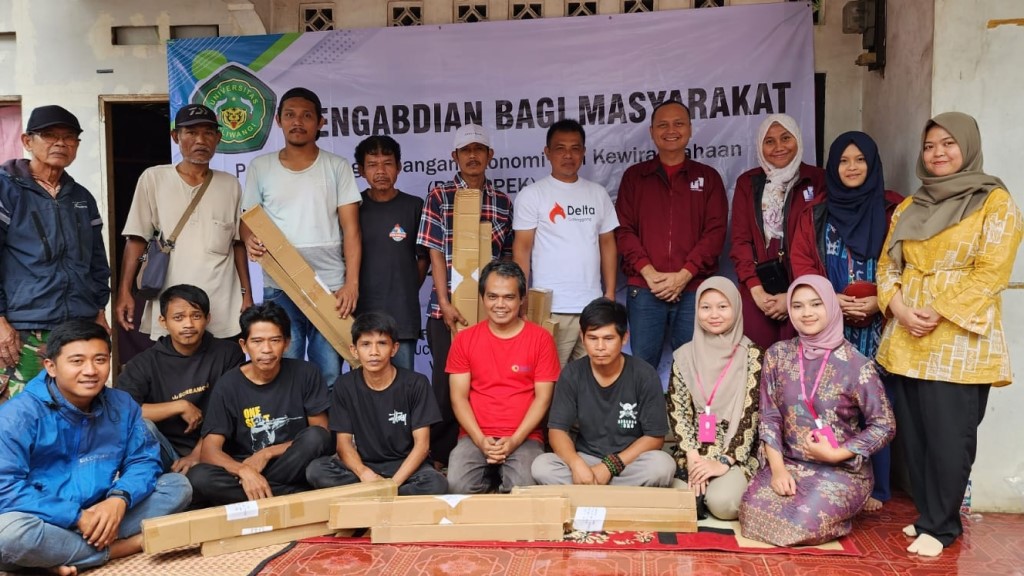 Dosen Unsil Tasikmalaya Digitalisasi Produk Kerajinan Golok Galonggong ...