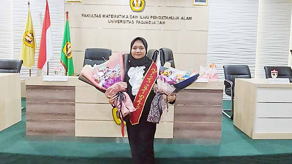 Wiwit Nurhidayah, Usia 25 Tahun Sudah Punya Empat Gelar Akademik, Kini ...