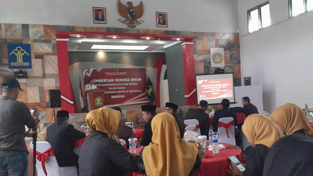Dapat Remisi, 8 Napi di Lapas Kelas IIB Ciamis Langsung Bebas – Radartasik.id