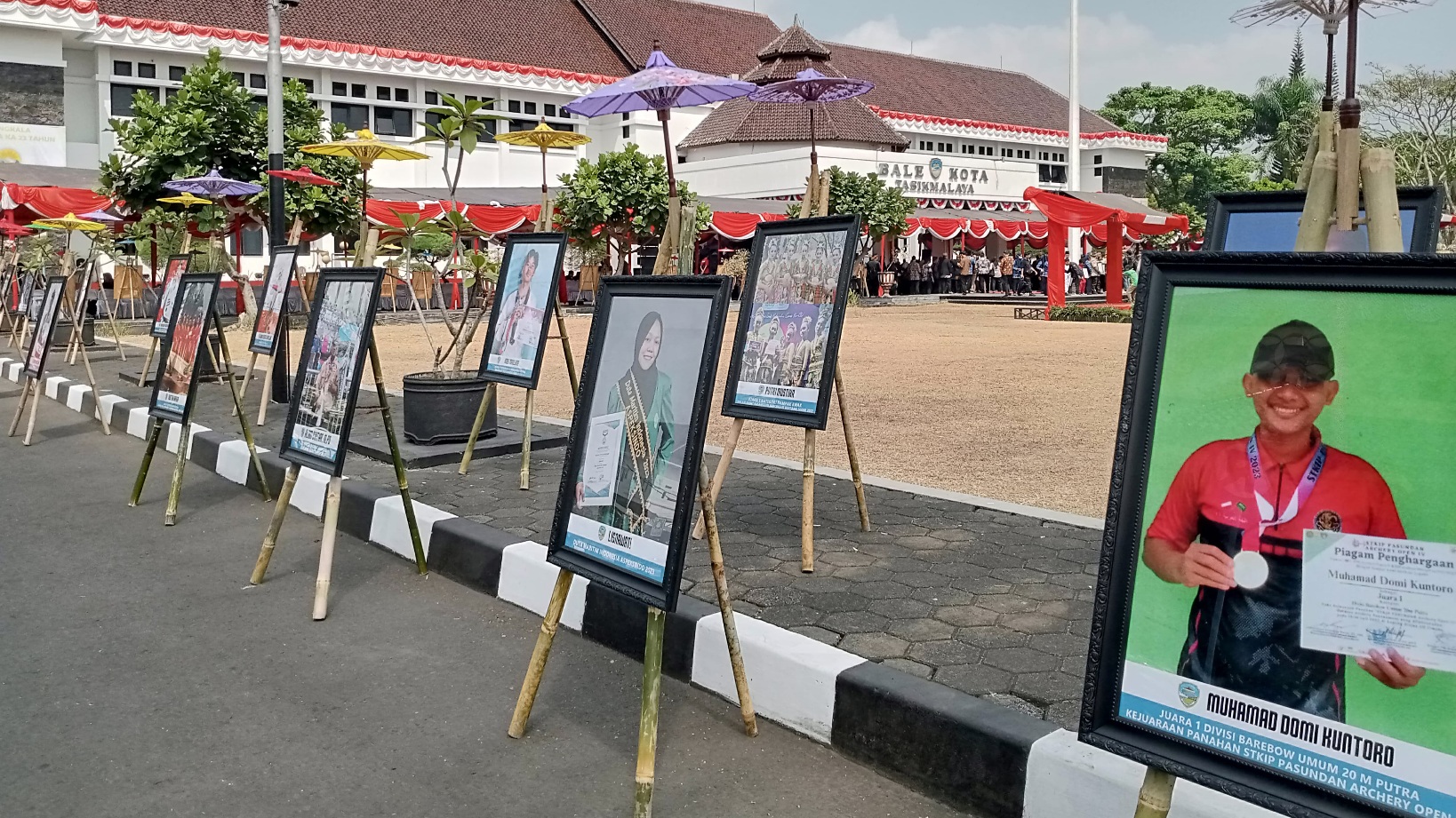 Peringati Hari Jadi Kota Tasikmalaya ke -22, Bale Kota Disulap Jadi ...