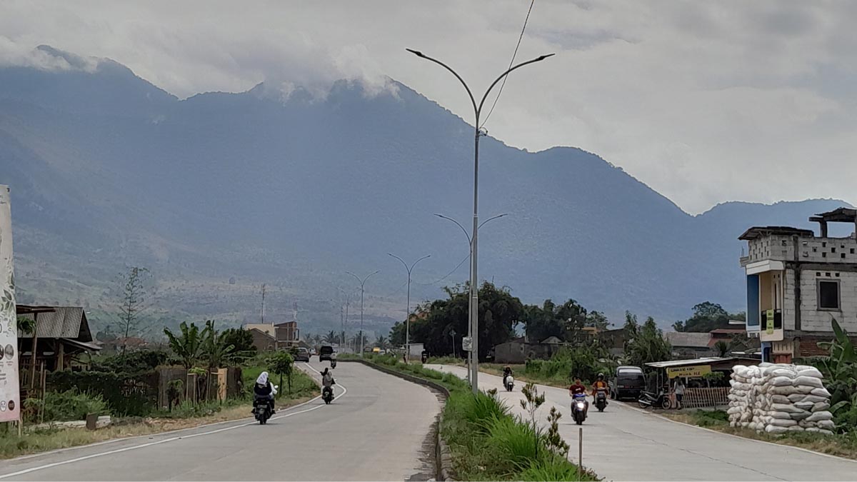 Jalan Baru Ibrahim Adjie Kabupaten Garut Kerap Dijadikan Tempat Balapan ...