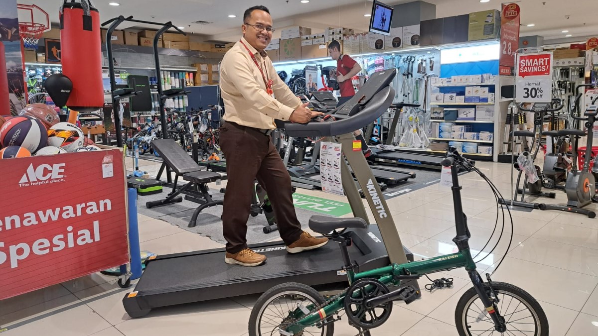 Beli Treadmill Berhadiah Sepeda Lipat di Ace Hardware Plaza Asia ...