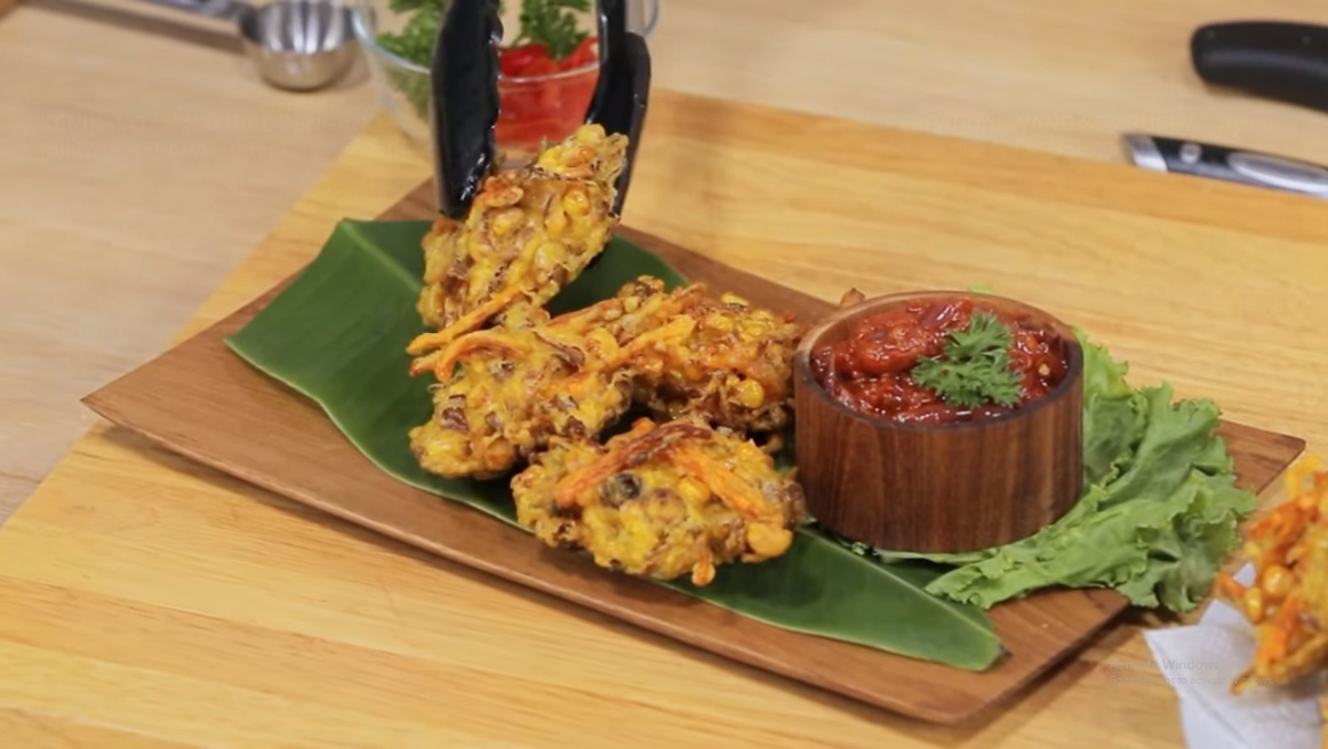 Ngemil Gorengan Yuk! Ini Resep Bakwan Sayur Sambal Ulek ala Chef Rudy ...