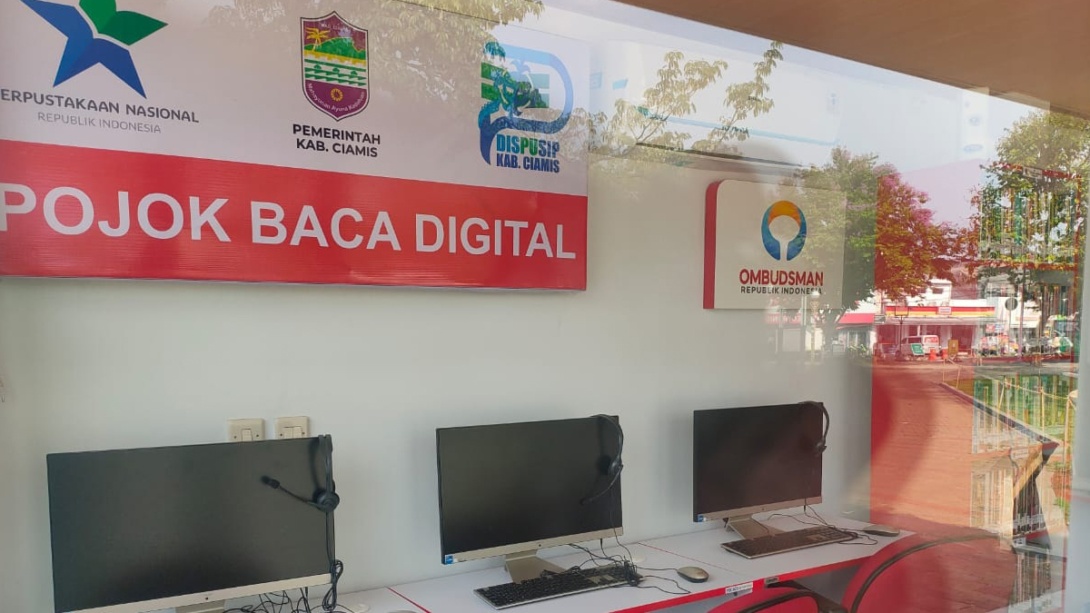 Sudah Tahu Pojok Baca Digital di Alun-Alun Ciamis? Seperti Ini Penampakannya – Radartasik.id