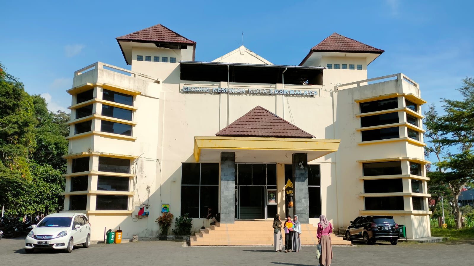 Kalau Serius, Gedung Kesenian Kota Tasikmalaya Pasti Bisa Bagus – Laman ...