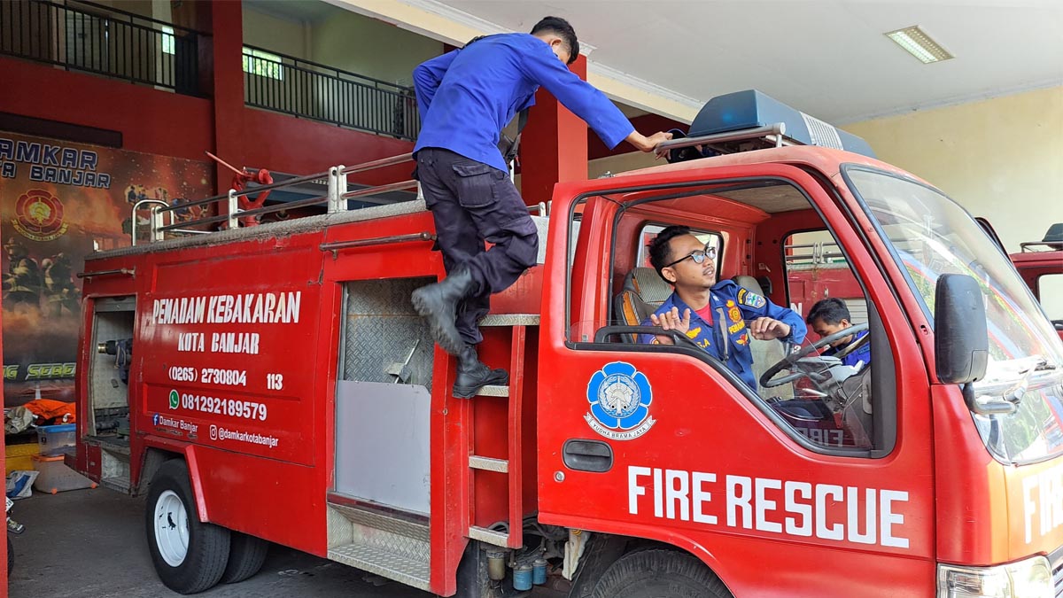 Waduh! Mobil Patwal Damkar Kota Banjar Sering Mogok, 100 Meter Sekali ...
