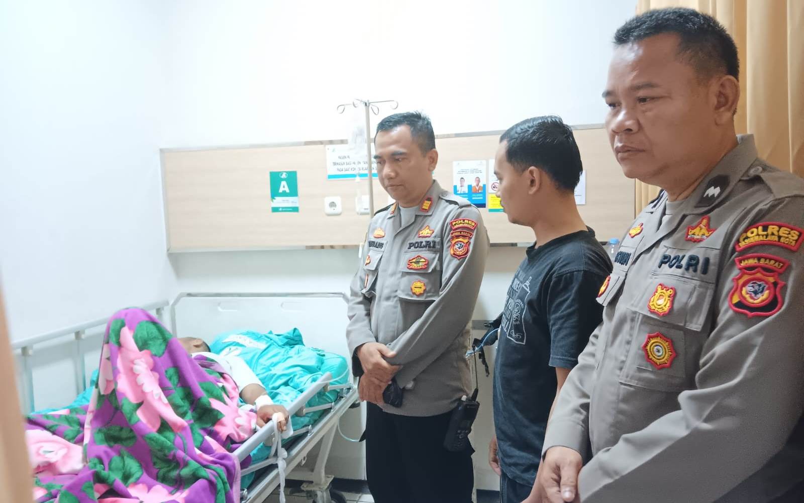 Linmas TPS di Tasikmalaya Masuk Rumah Sakit, Kepalanya Mengalami Luka ...