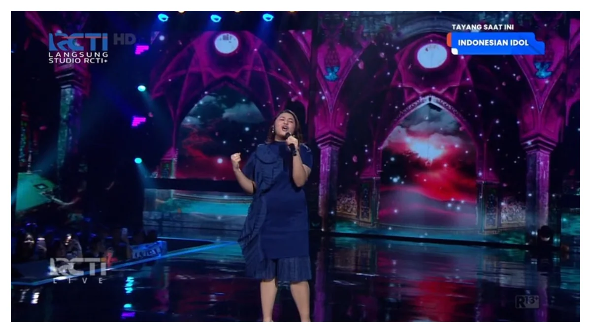 Anjelia Dom Tampil Gemilang dengan 4 Standing Ovations di Road to ...